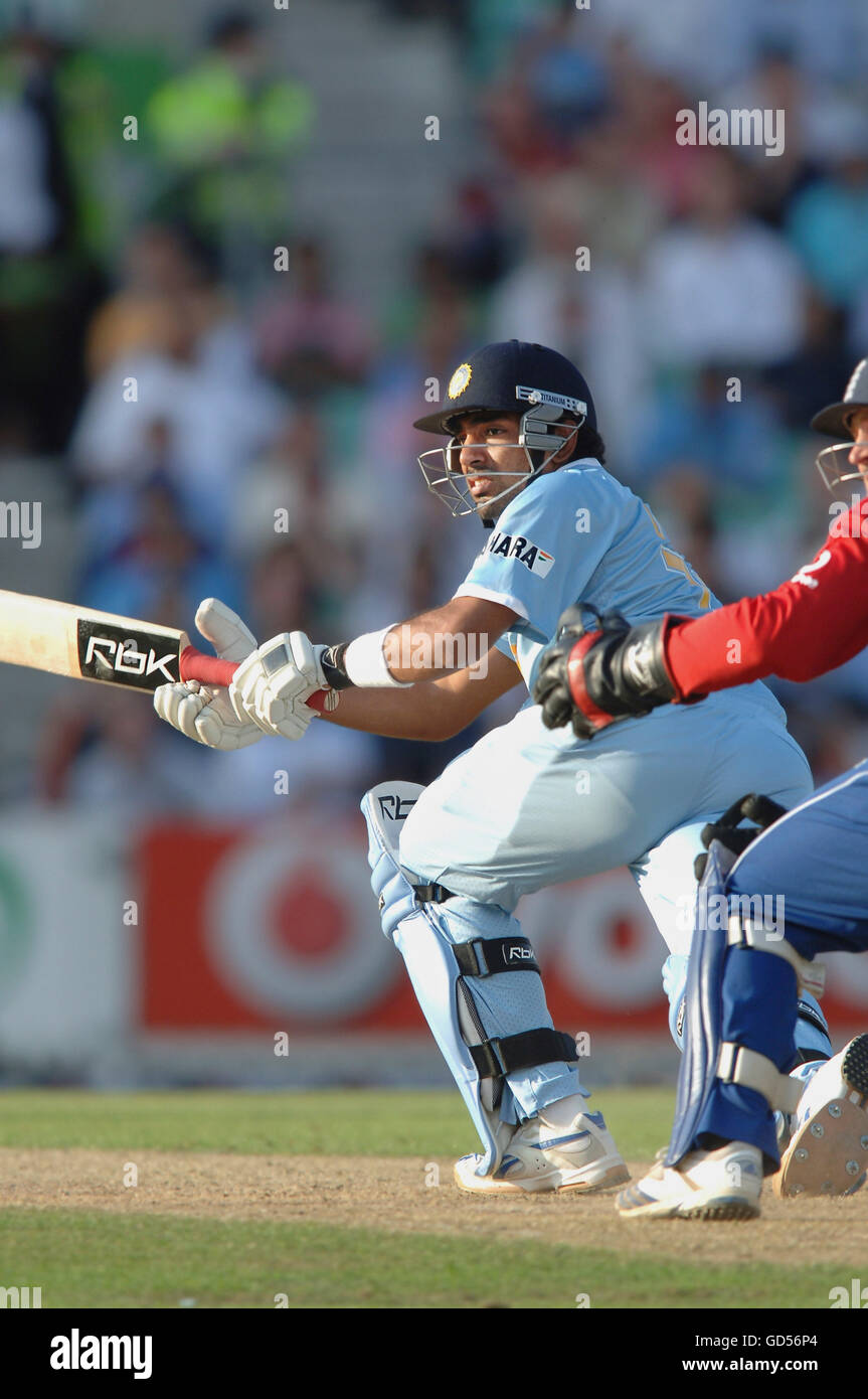 Robin uthappa hi-res stock photography and images - Alamy