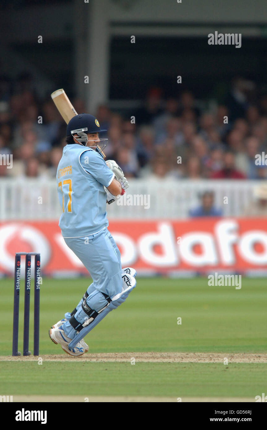 Robin uthappa hi-res stock photography and images - Alamy