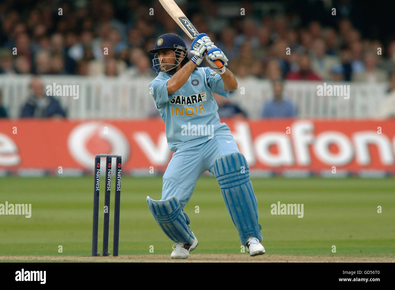 Indian cricket player mahendra singh hi-res stock photography and ...