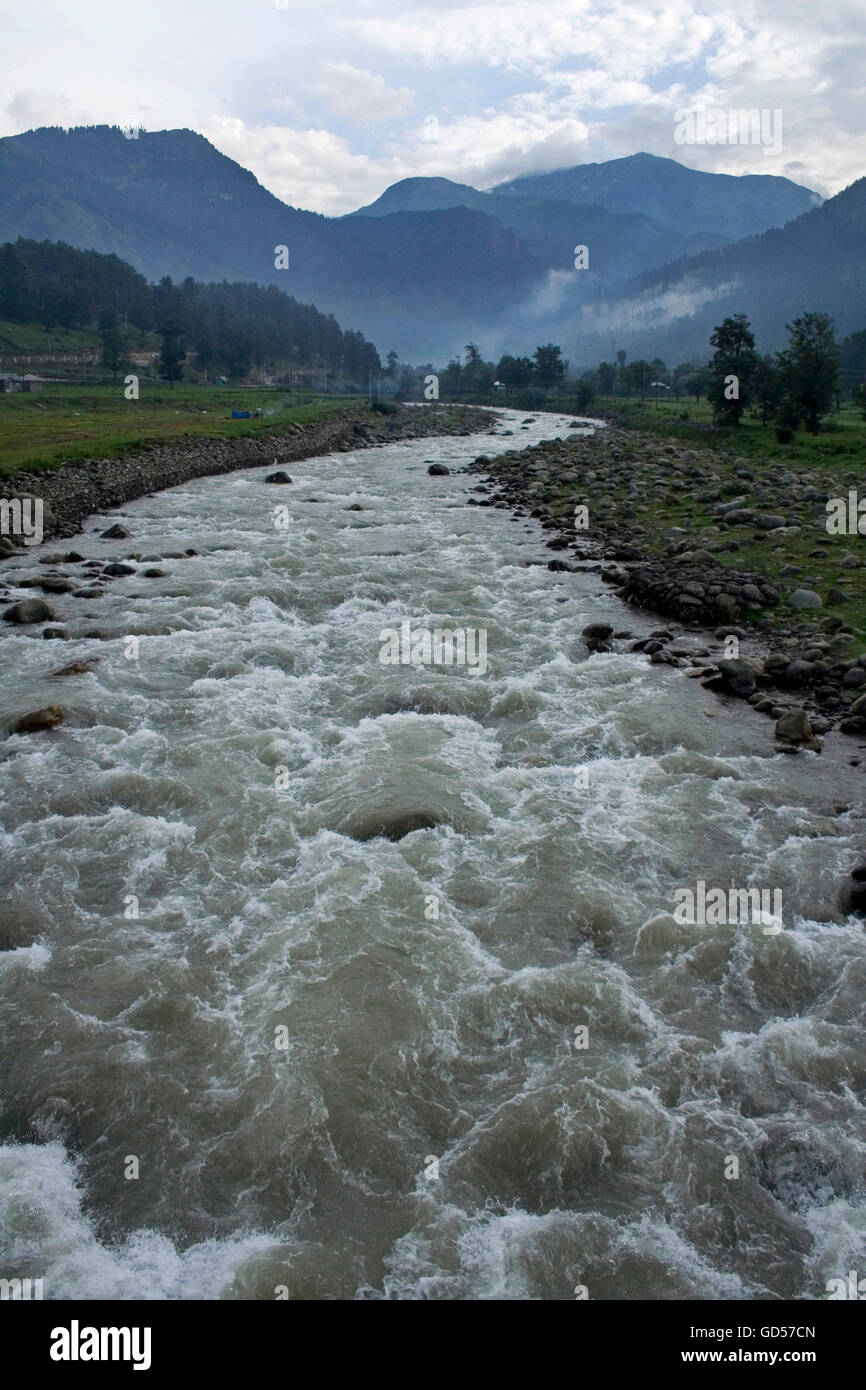 Pahalgam river hi-res stock photography and images - Alamy