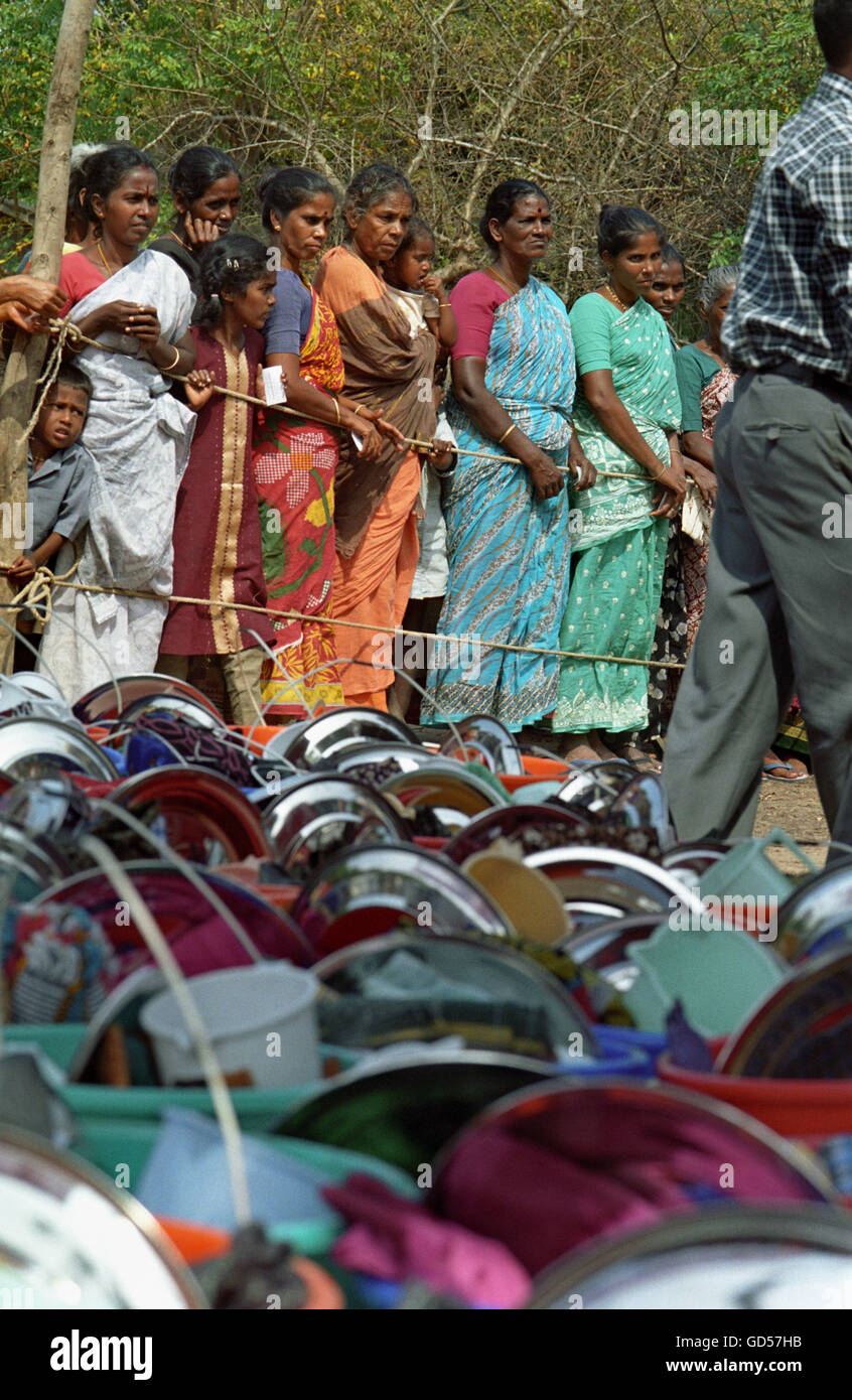 Tsunami relief work hi-res stock photography and images - Alamy