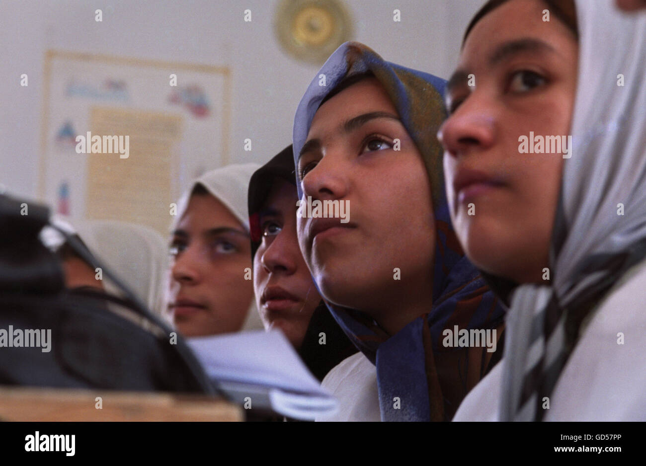 Red crescent hi-res stock photography and images - Alamy