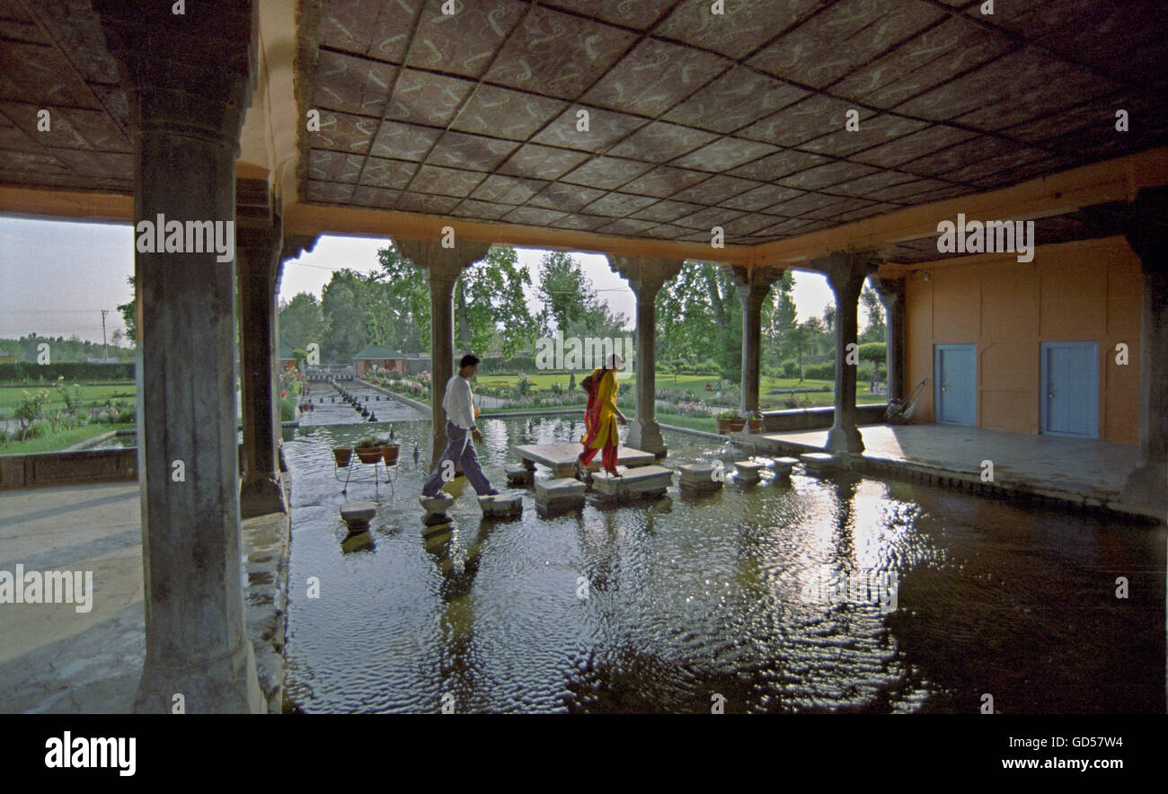 Shalimar hi-res stock photography and images - Alamy