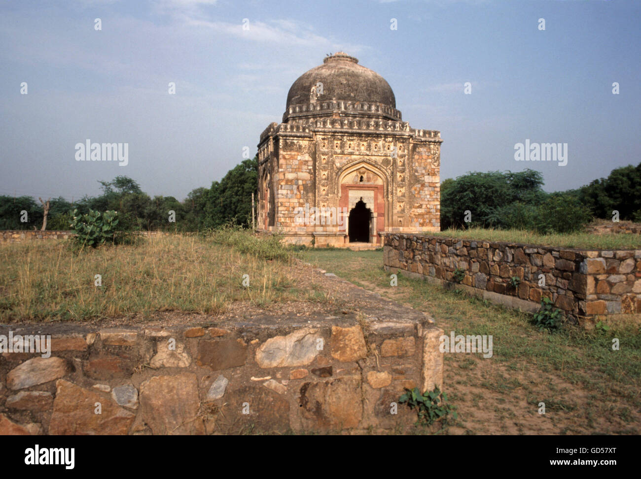 An old monument Stock Photo - Alamy