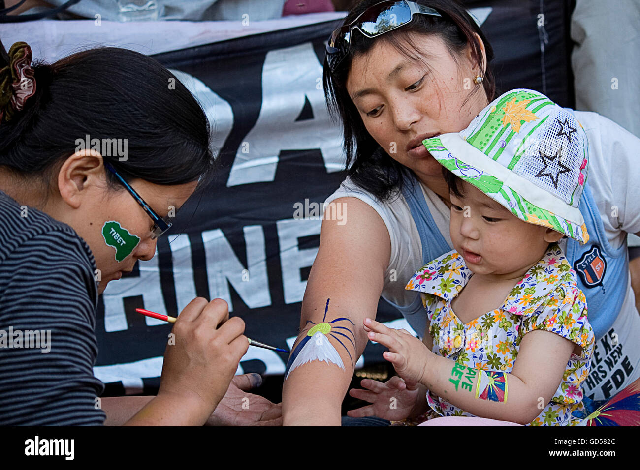 Tibetan protest paint hi-res stock photography and images - Alamy
