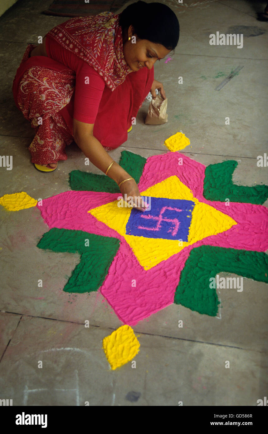 India woman rangoli pattern hi-res stock photography and images - Alamy