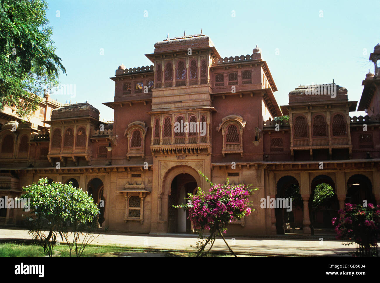 Gajner palace hi-res stock photography and images - Alamy