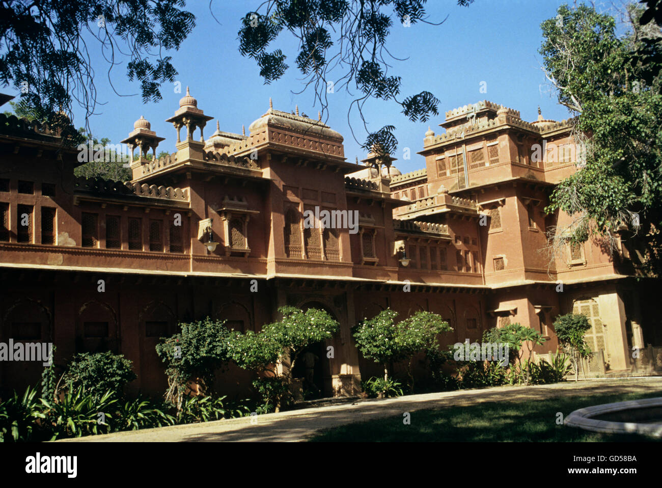 Gajner palace hi-res stock photography and images - Alamy