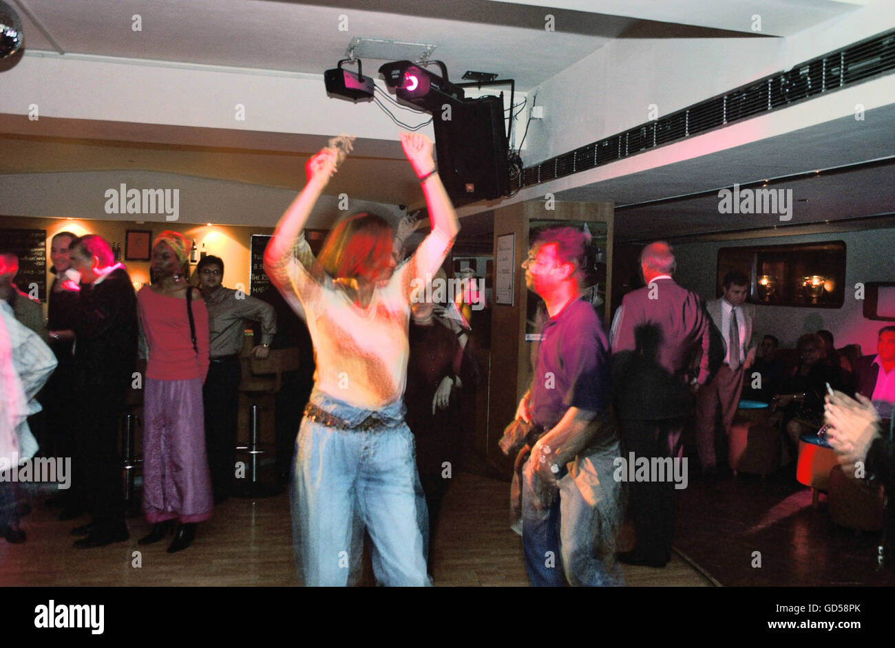 Pub dancing hi-res stock photography and images - Alamy