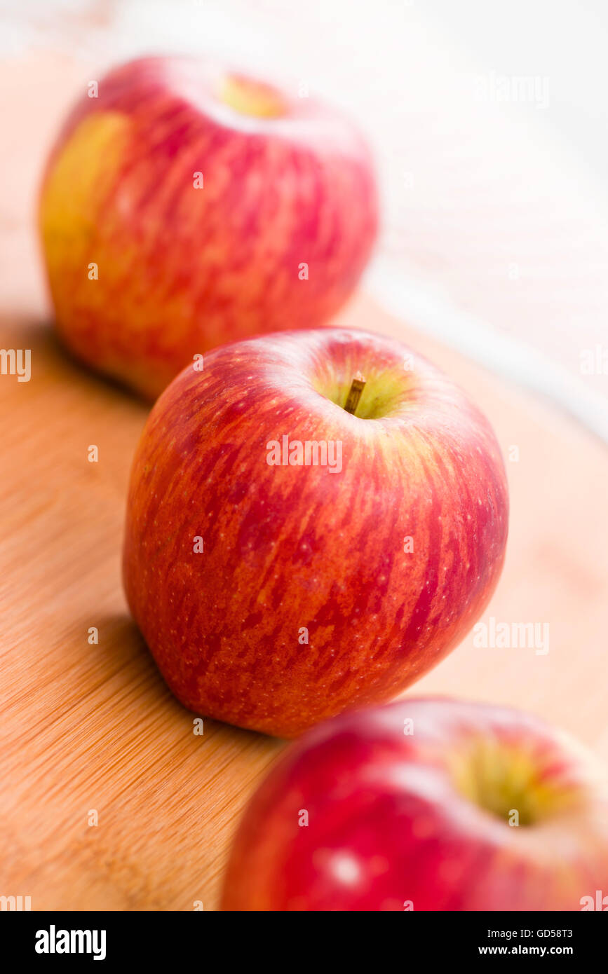 Three red apple hi-res stock photography and images - Alamy