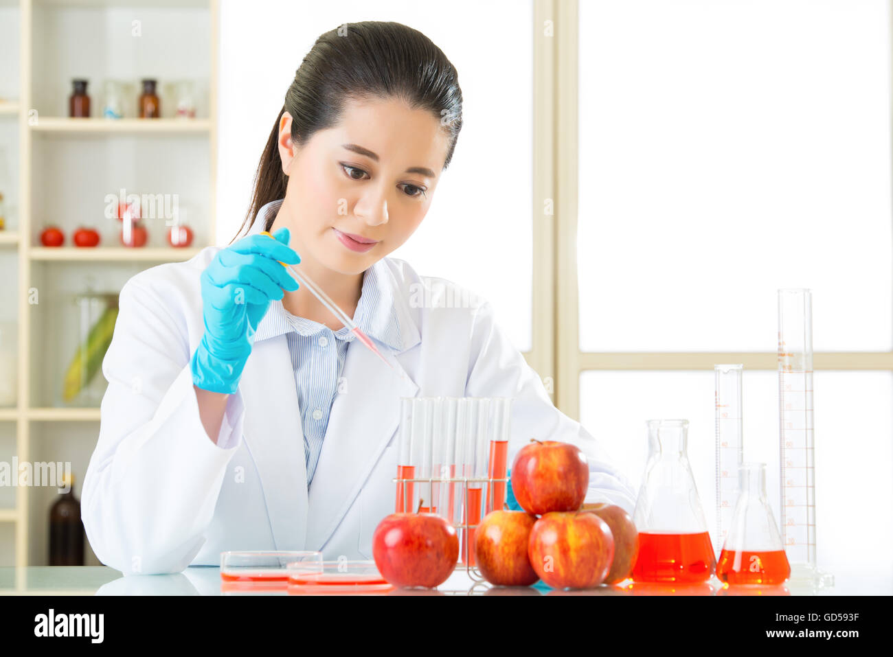 Happy scientist hi-res stock photography and images - Alamy