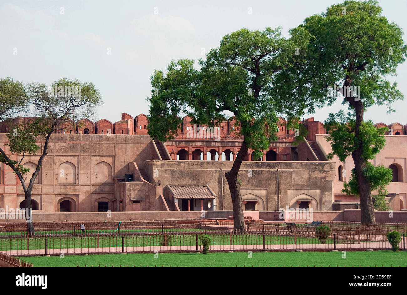 Exterior courtyard hi-res stock photography and images - Alamy