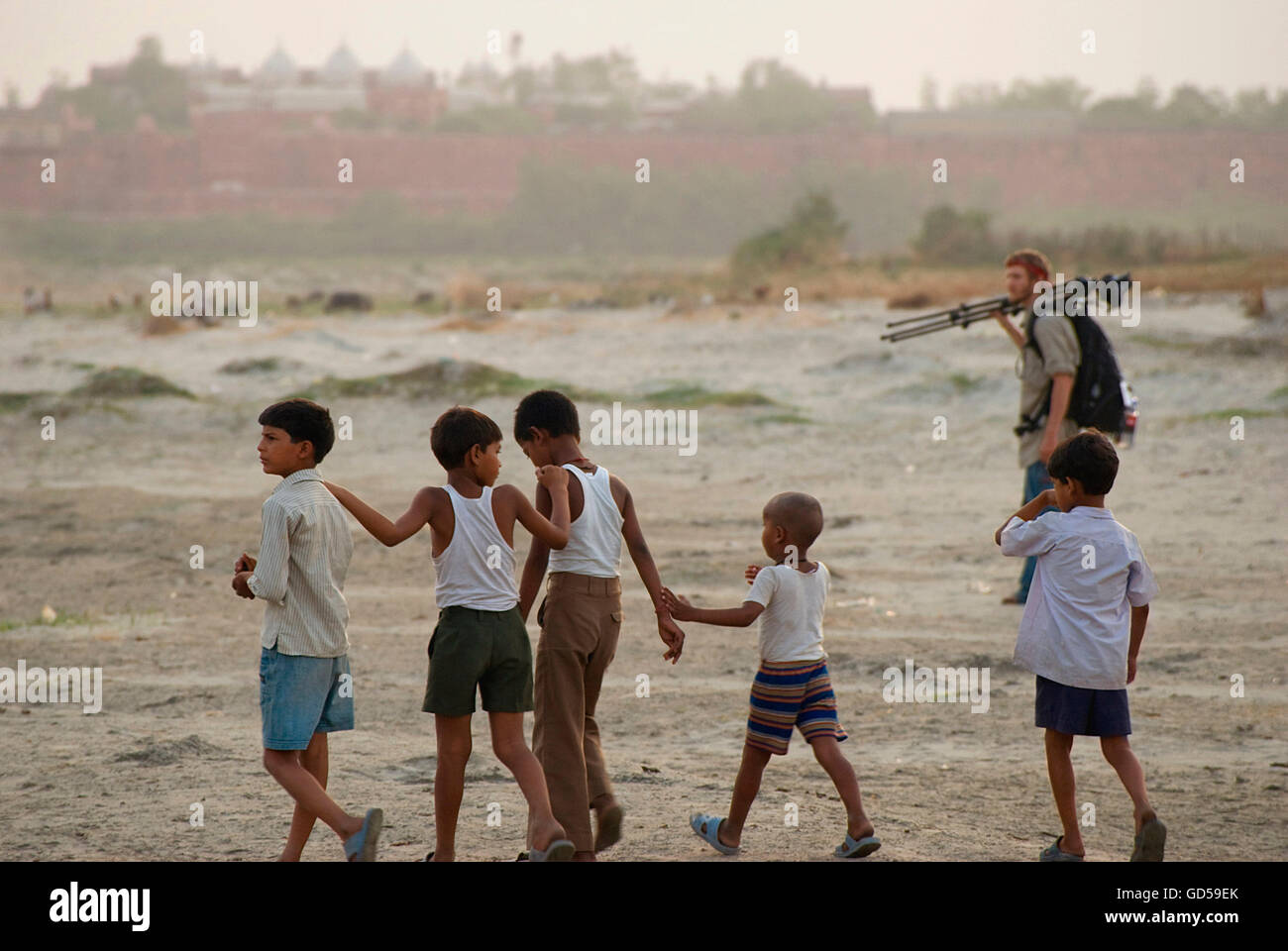 Foreign boys hi-res stock photography and images - Alamy