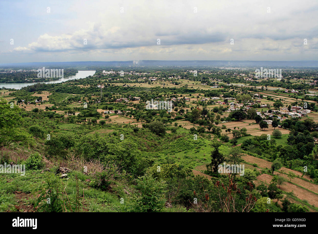 Satluj river passing through Nangal Stock Photo - Alamy