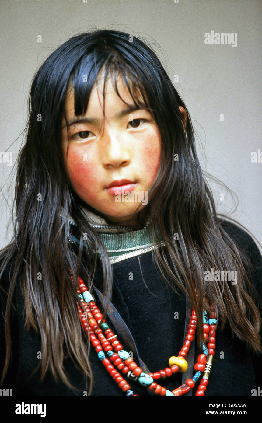 Laya bhutan hi-res stock photography and images - Alamy