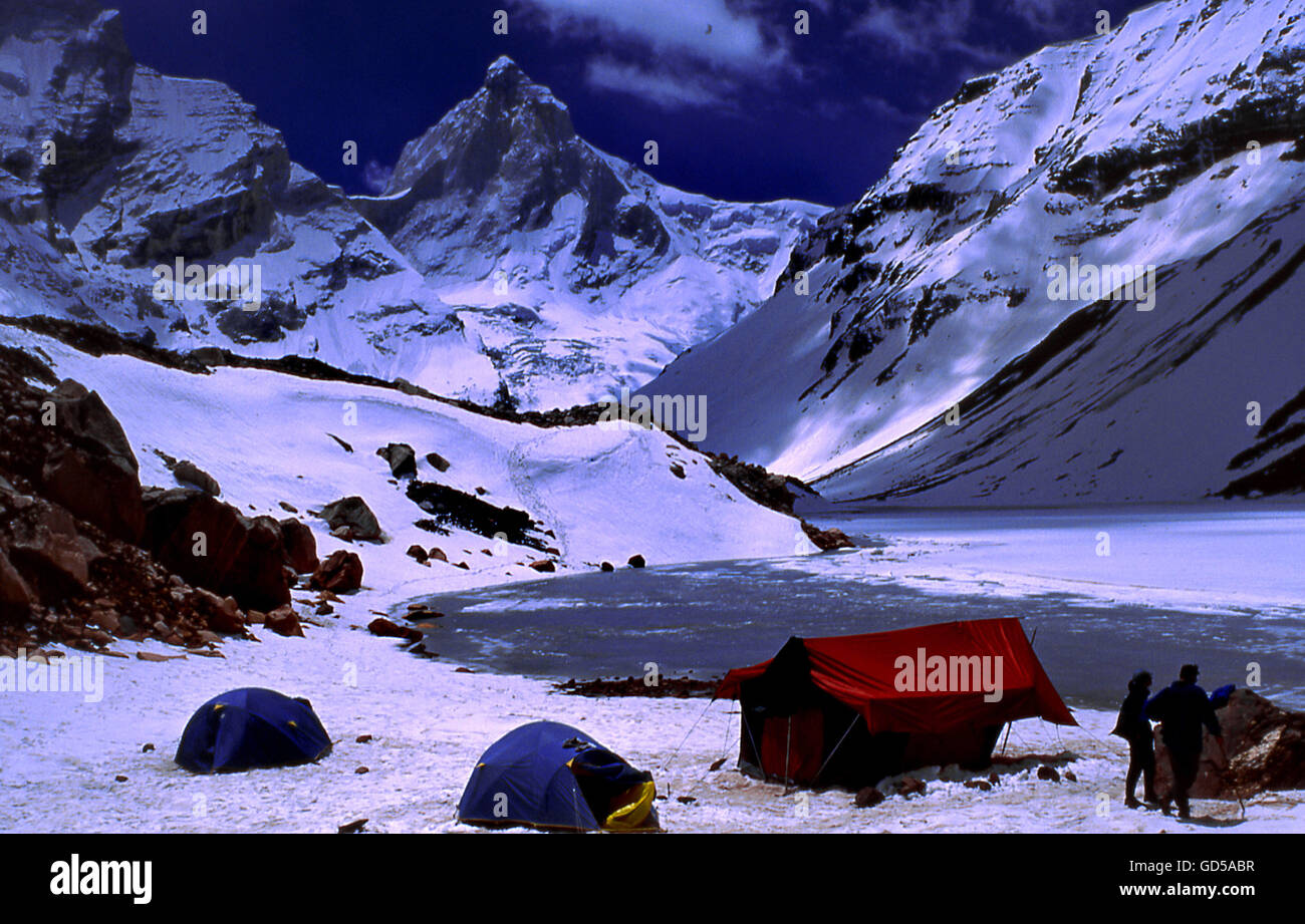 Kedar mountains hi-res stock photography and images - Alamy