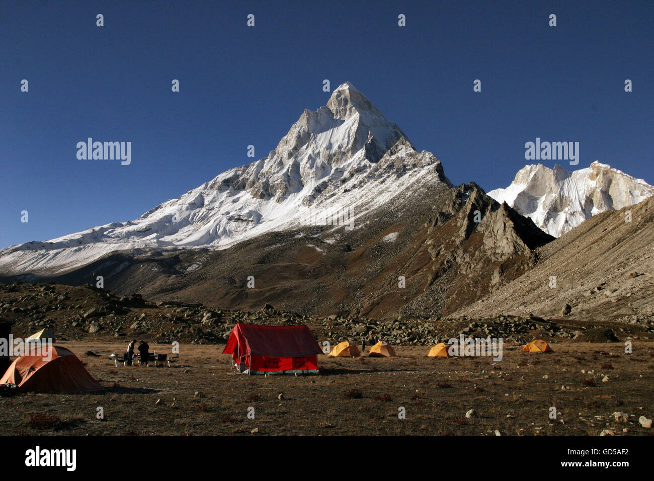 Tapovan hi-res stock photography and images - Alamy