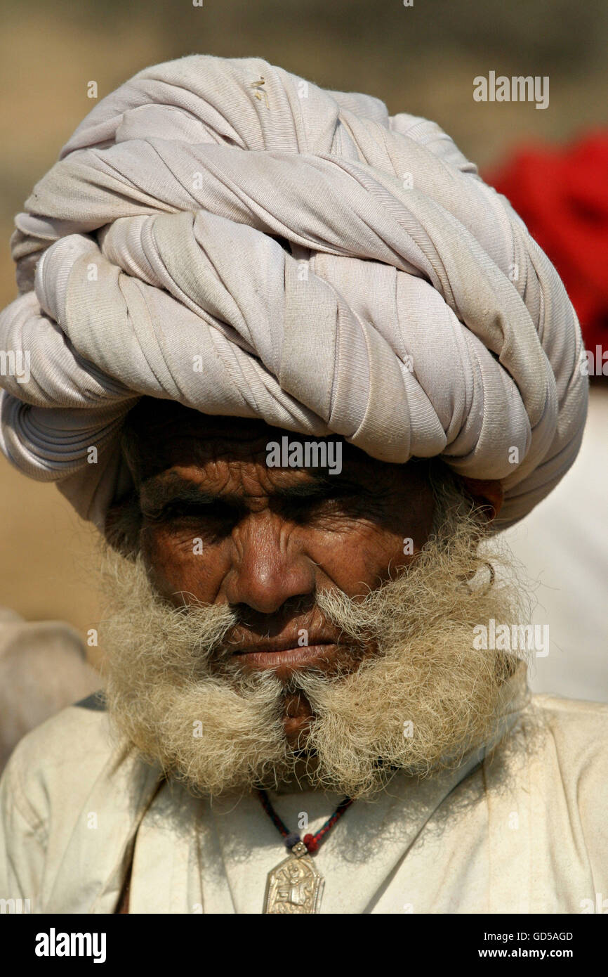 Man with a traditional turban Stock Photo - Alamy