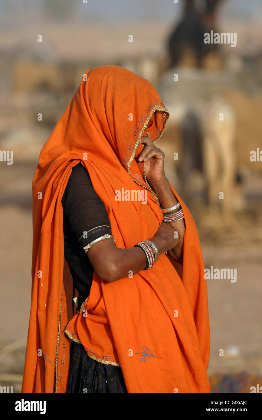 Ghoonghat hi-res stock photography and images - Alamy