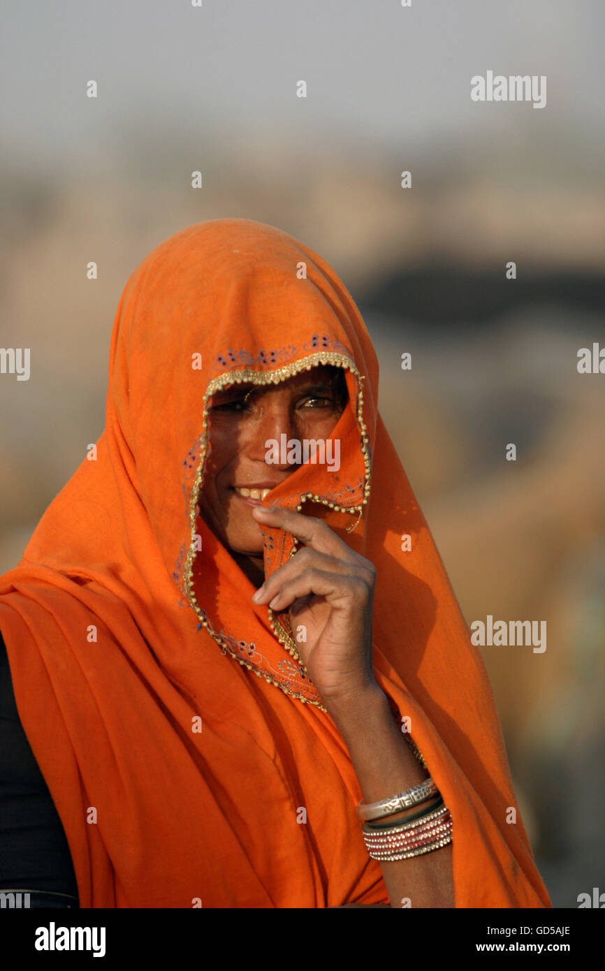 Ghoonghat hi-res stock photography and images - Alamy