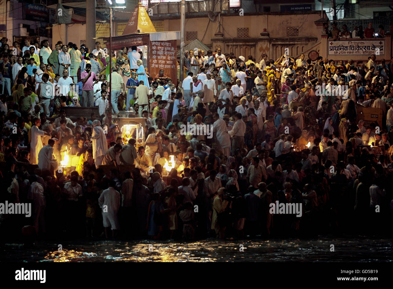 Devotees performing ritual hi-res stock photography and images - Alamy