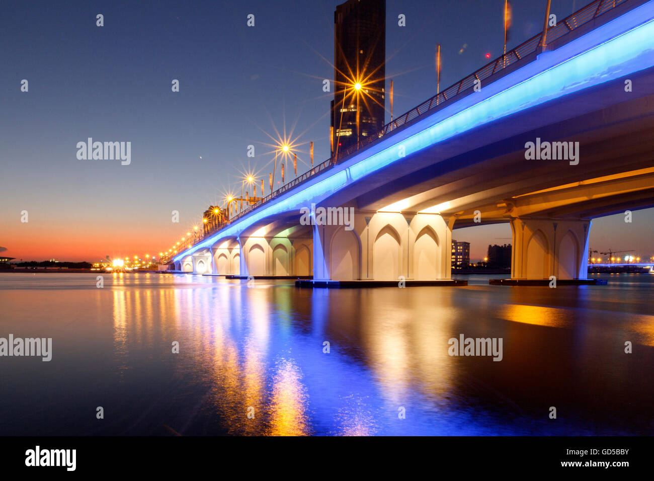 Business bay crossing bridge at night hi-res stock photography and ...