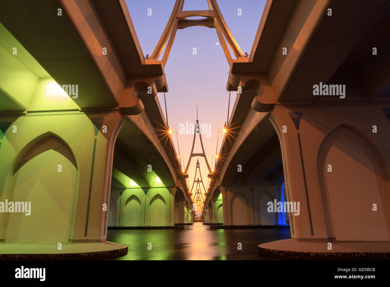 Business Bay Crossing in Dubai Creek Stock Photo - Alamy