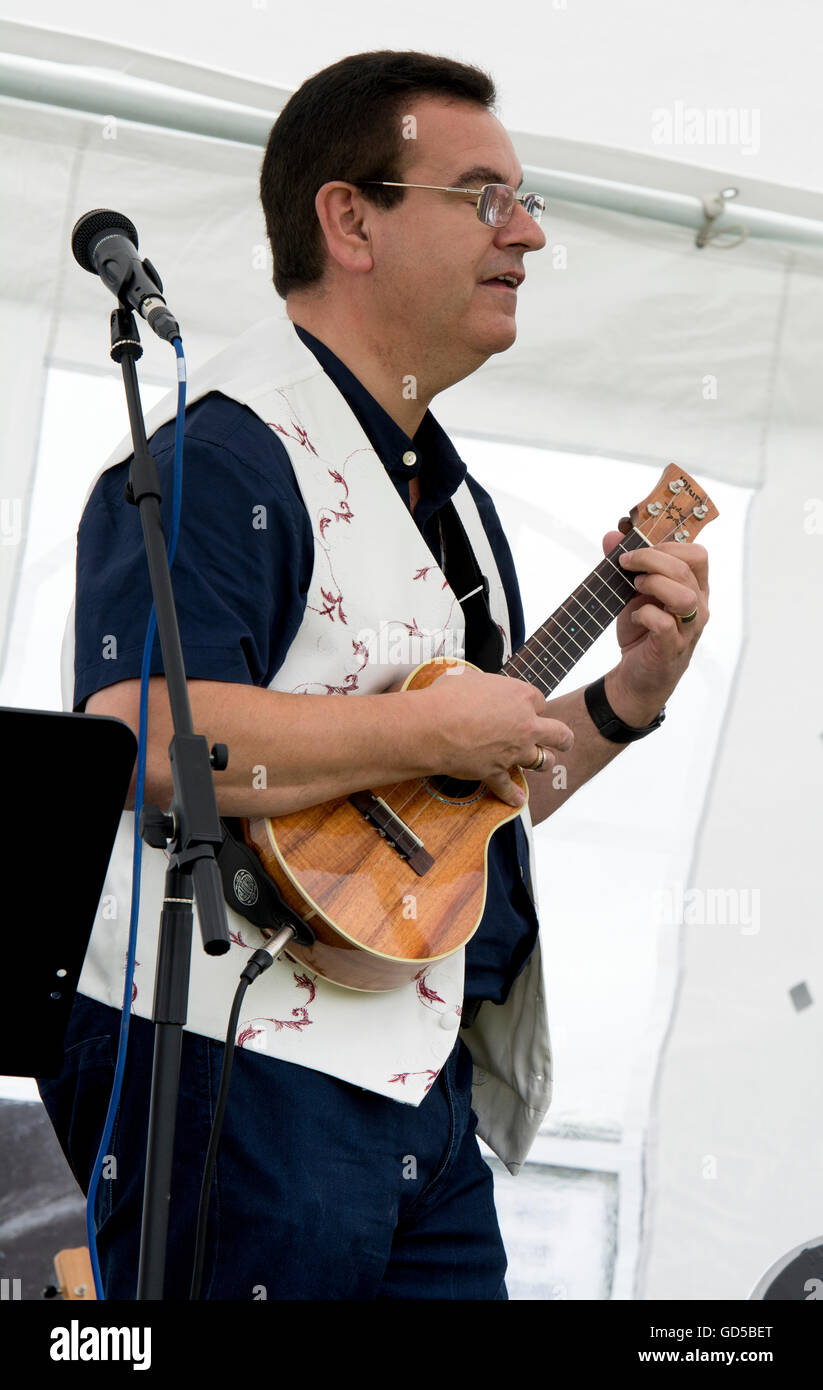 Virtuoso hi-res stock photography and images - Alamy