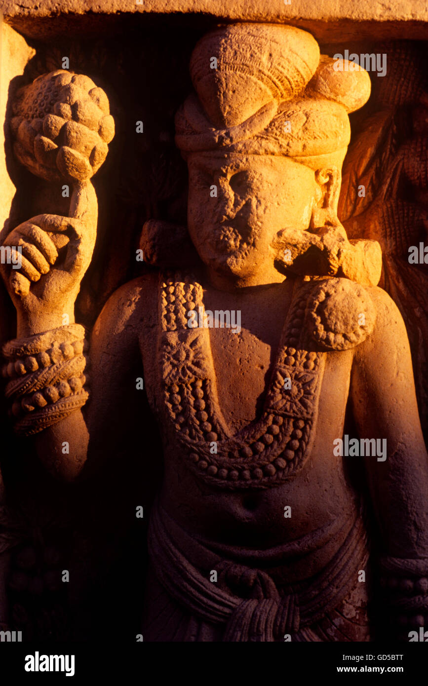 Dvarpala statue hi-res stock photography and images - Alamy