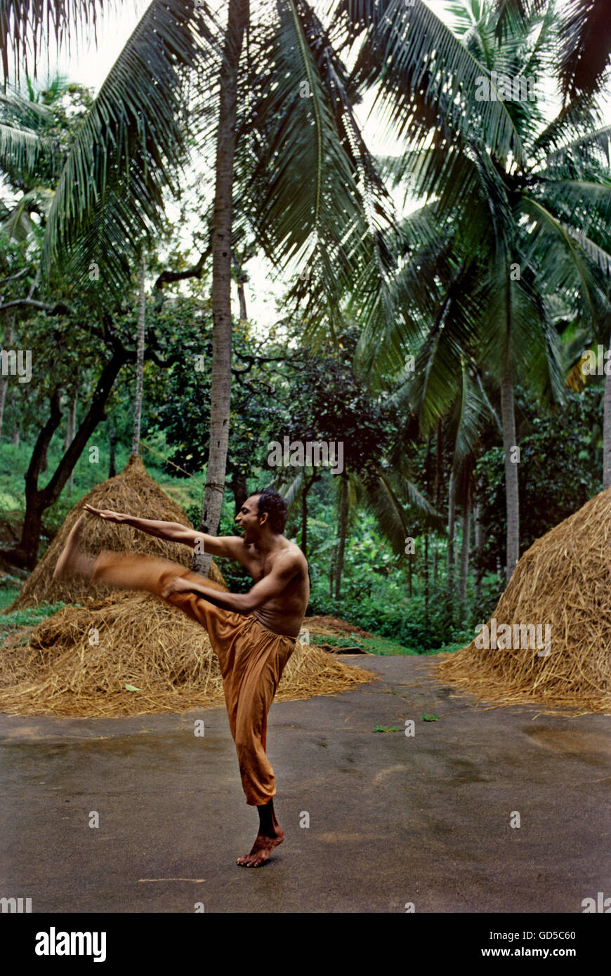 Mime Theatre workshop Stock Photo - Alamy