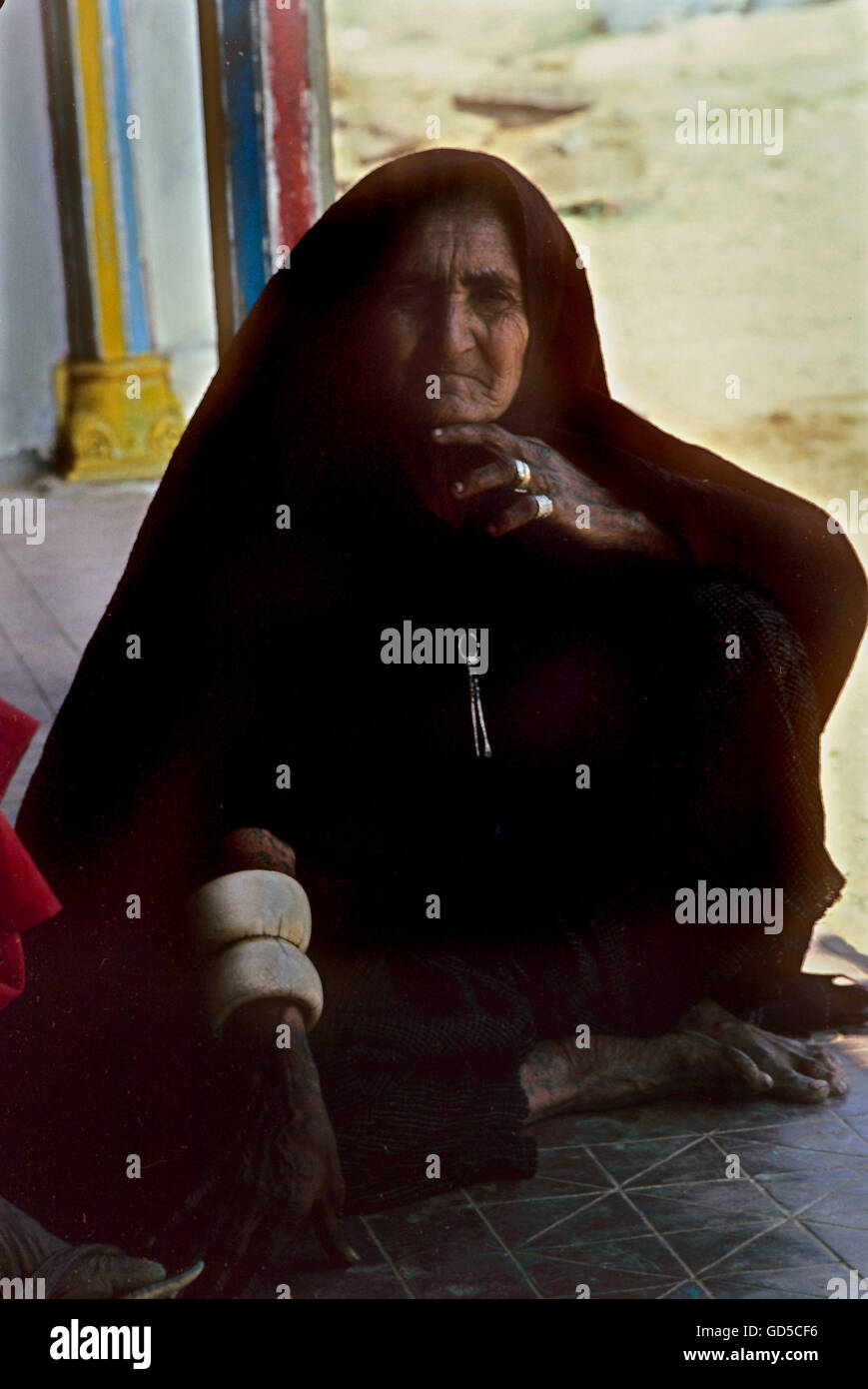 Black old woman rural hi-res stock photography and images - Alamy