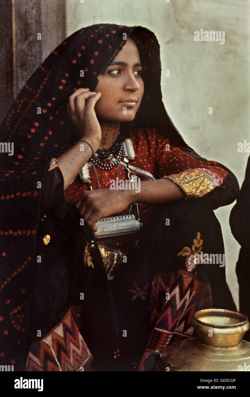 Rabari tribal woman Stock Photo - Alamy