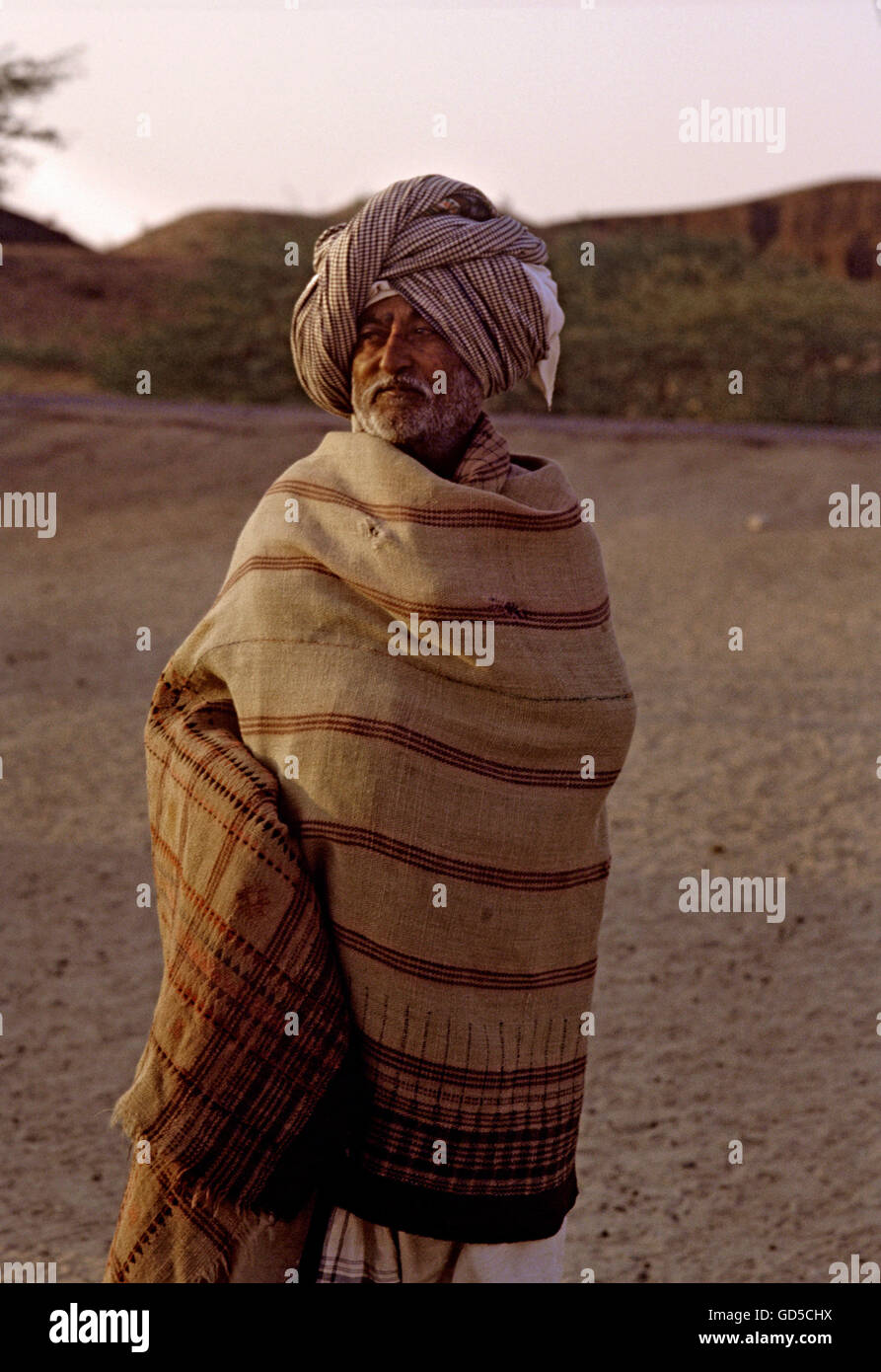 Rabari tribal elder Stock Photo - Alamy