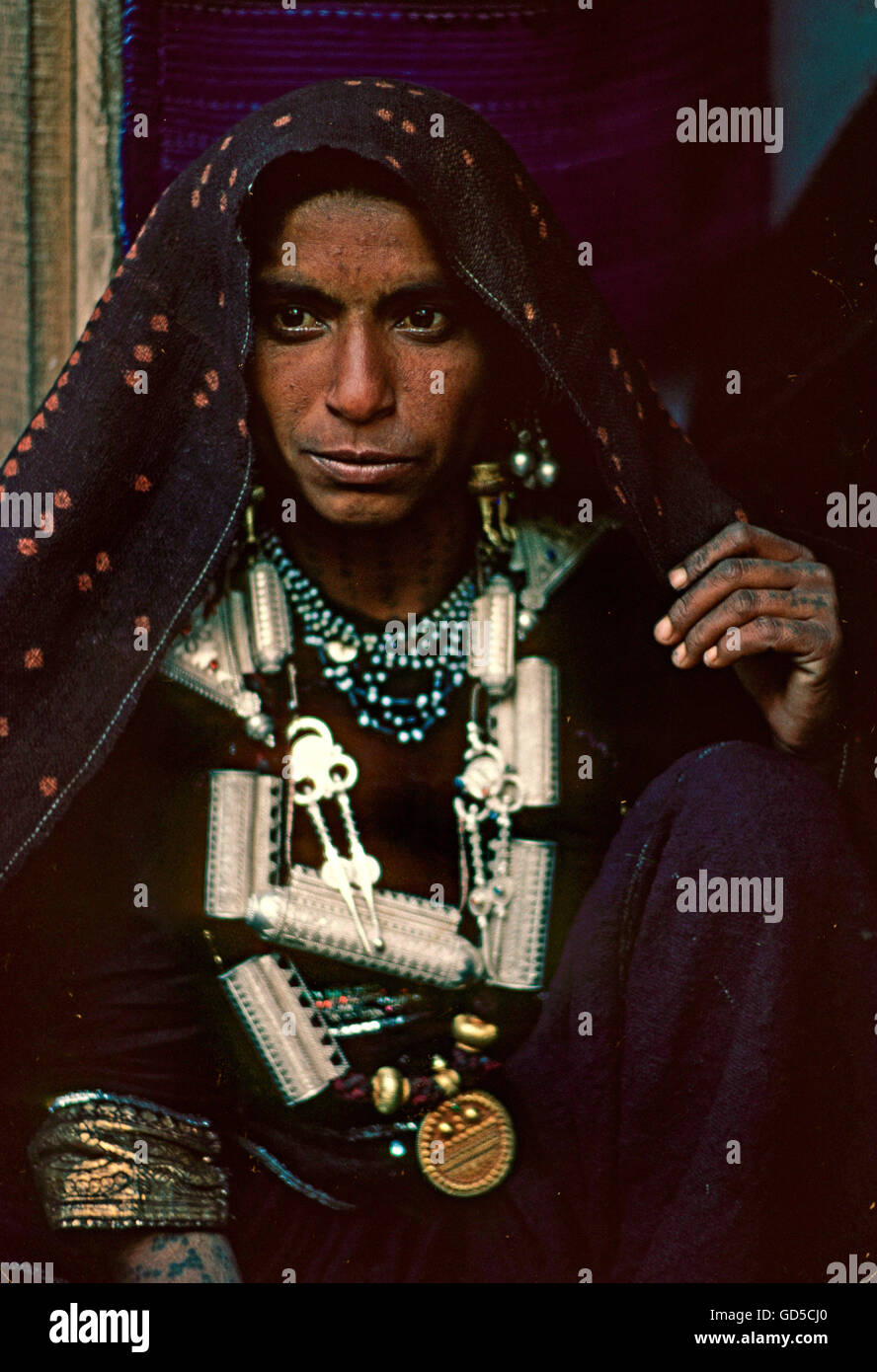 Rabari tribal woman Stock Photo - Alamy