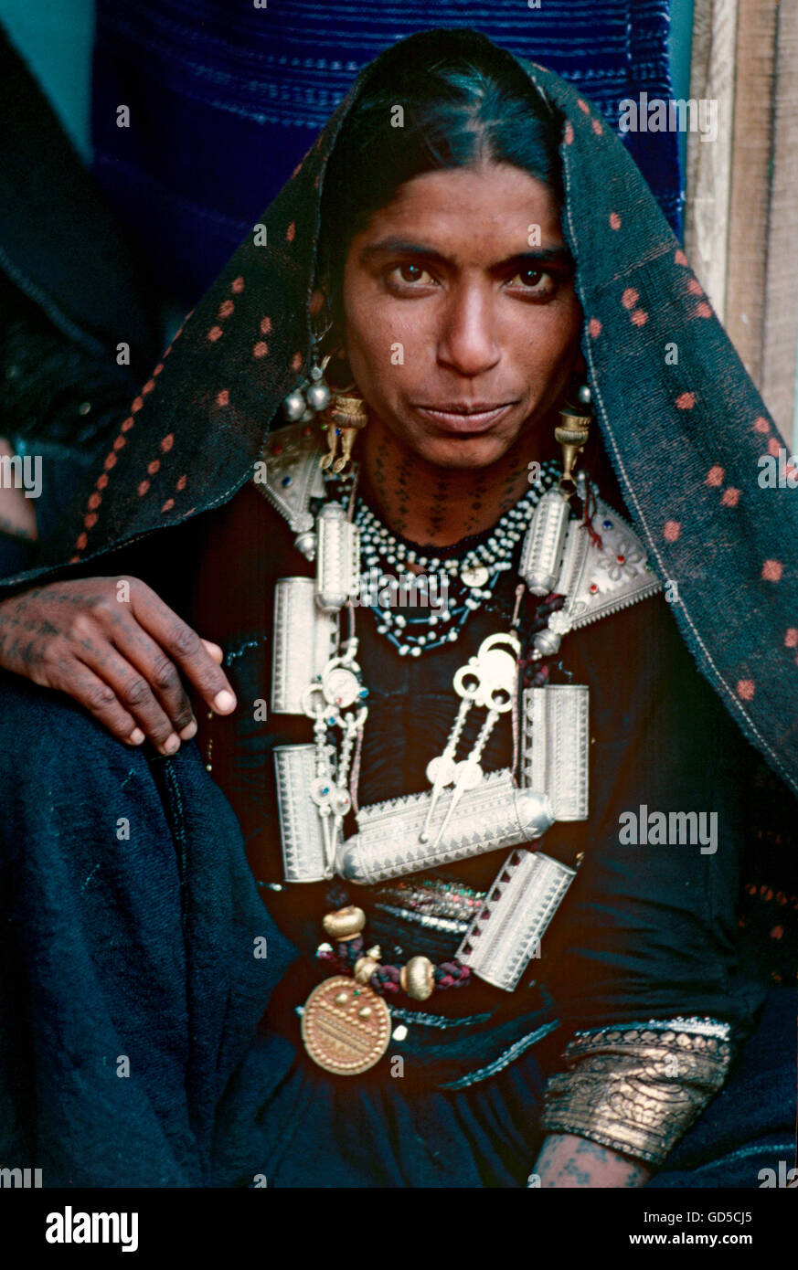 Rabari tribal woman Stock Photo - Alamy