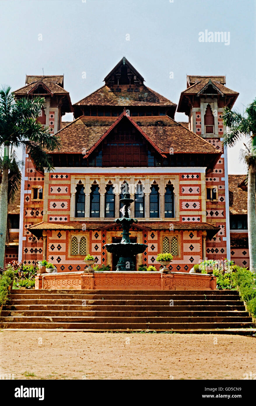 Napier museum building hi-res stock photography and images - Alamy