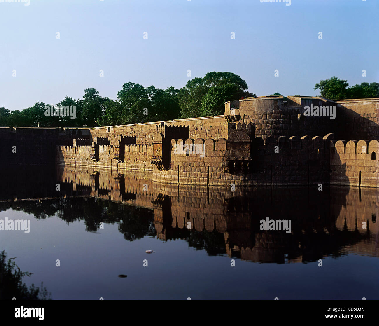 Floating fort hi-res stock photography and images - Alamy