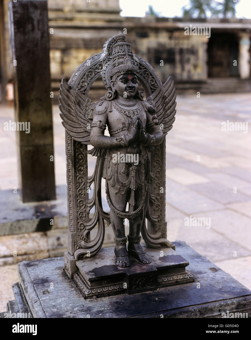 Statue of Garuda Stock Photo - Alamy