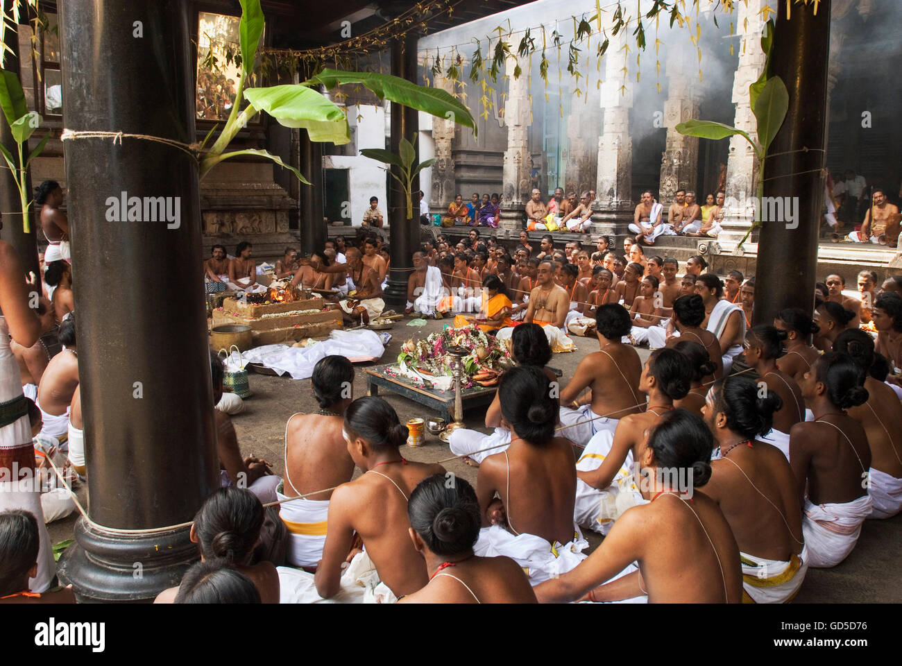 Vedic india hi-res stock photography and images - Alamy