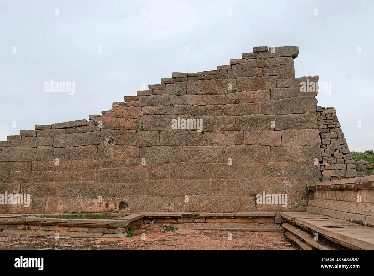 Exquisite hindu and islamic architecture hi-res stock photography and ...