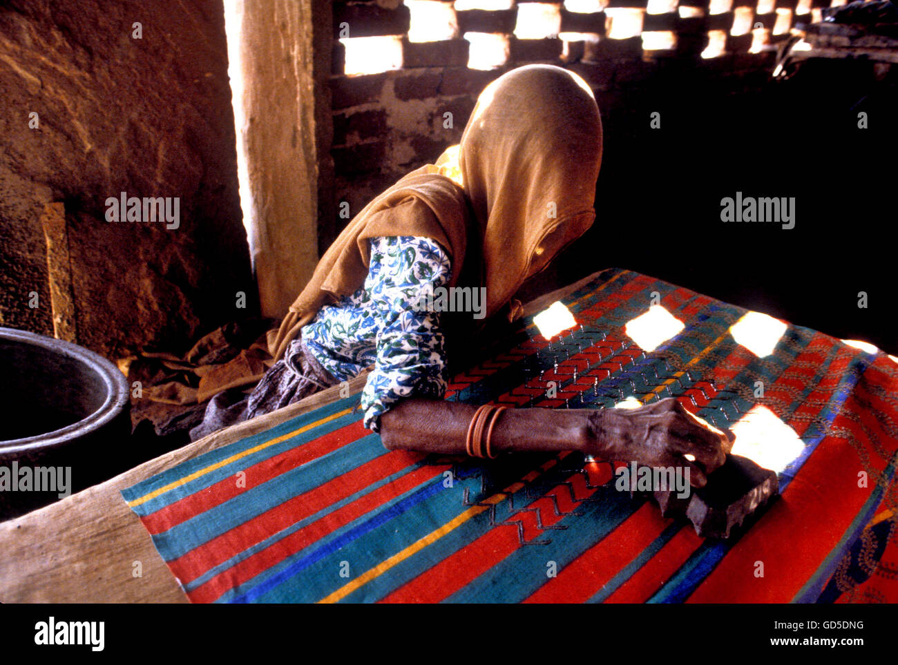 Poor printing hi-res stock photography and images - Alamy