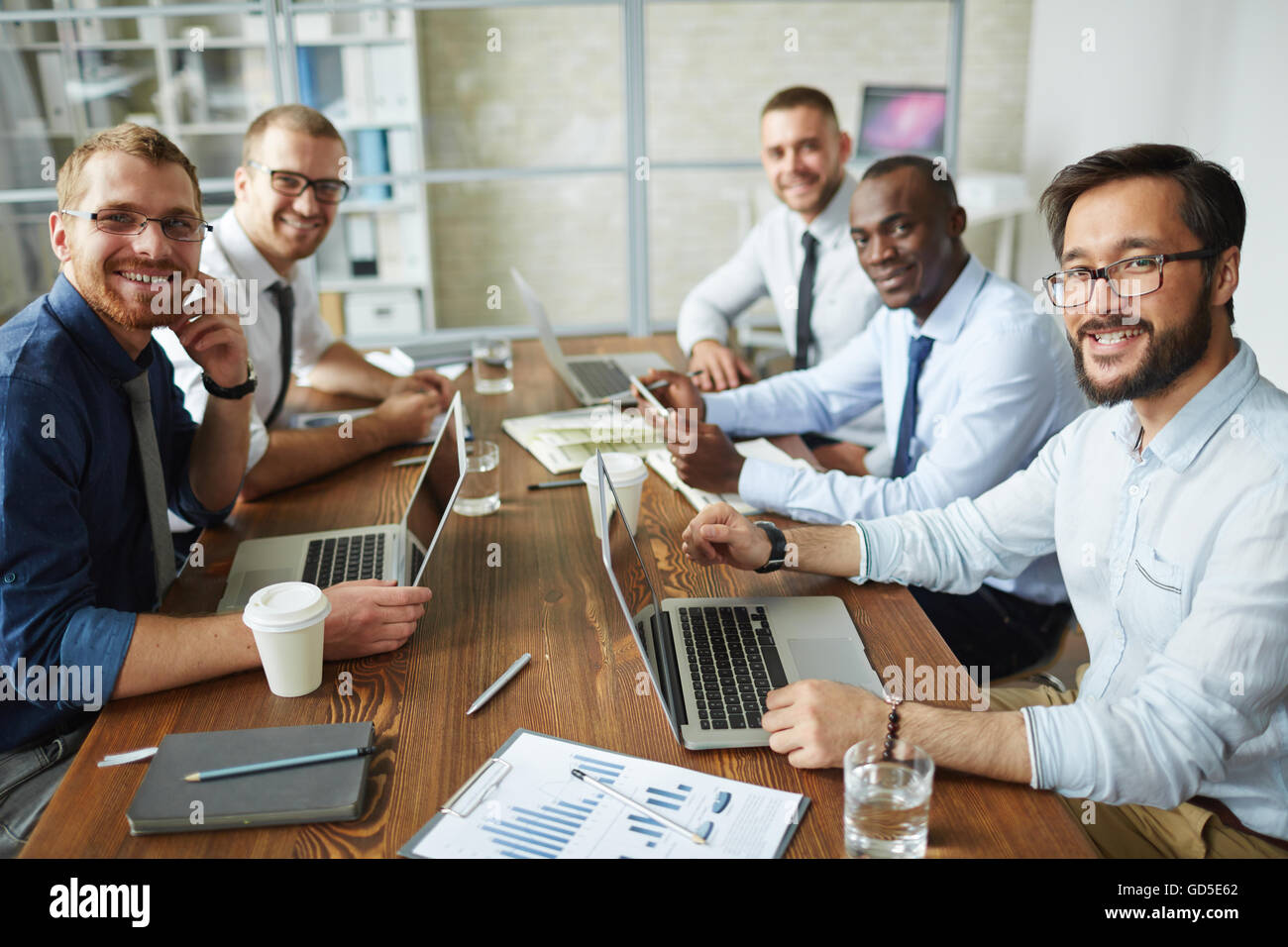 Men in office Stock Photo - Alamy