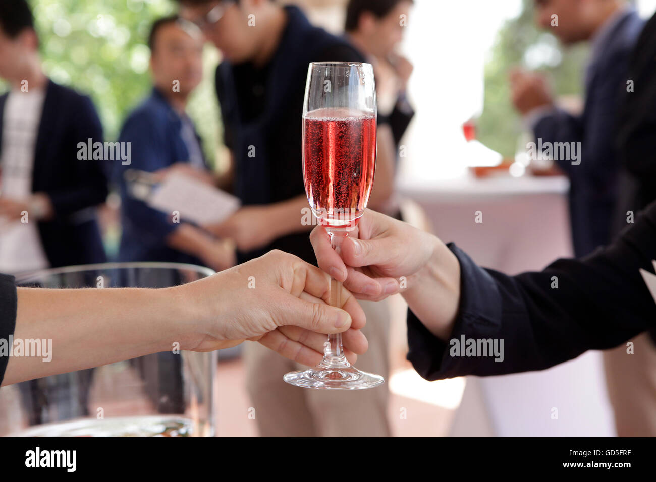 Cava glass hi-res stock photography and images - Alamy