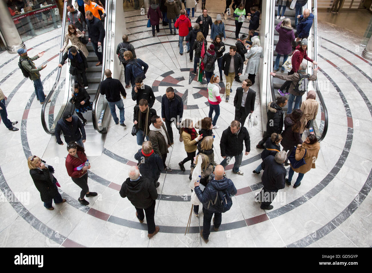 Cabot square mall hi-res stock photography and images - Alamy