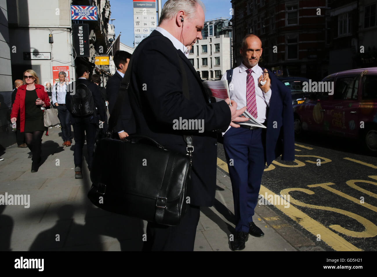 Office workers in The City of London, England, UK Stock Photo - Alamy