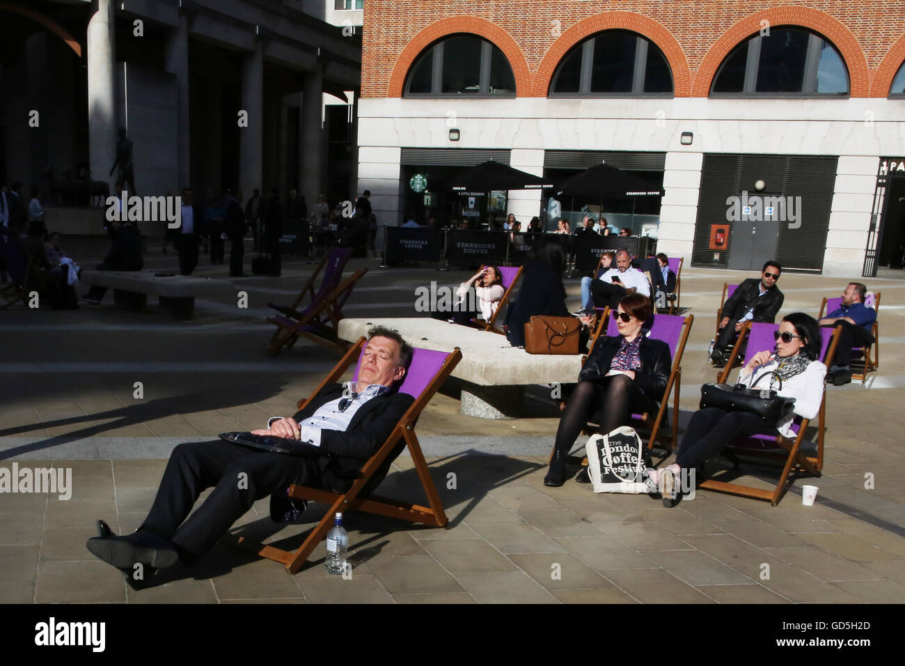 Office workers in The City of London, England, UK Stock Photo - Alamy