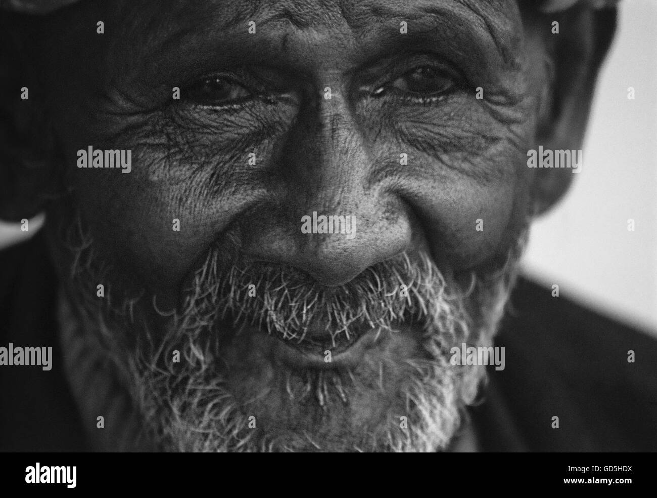 Portrait of an old man Stock Photo - Alamy