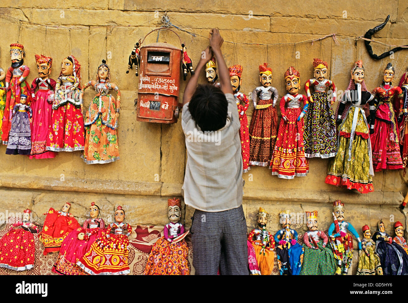 Rajasthan string puppets hi-res stock photography and images - Alamy