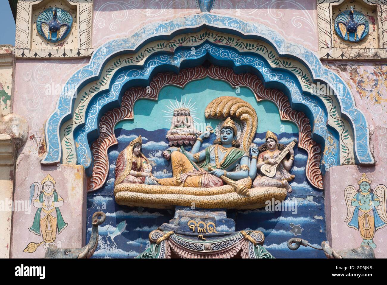 Statue of lord vishnu resting on sheshnaag hi-res stock photography and ...