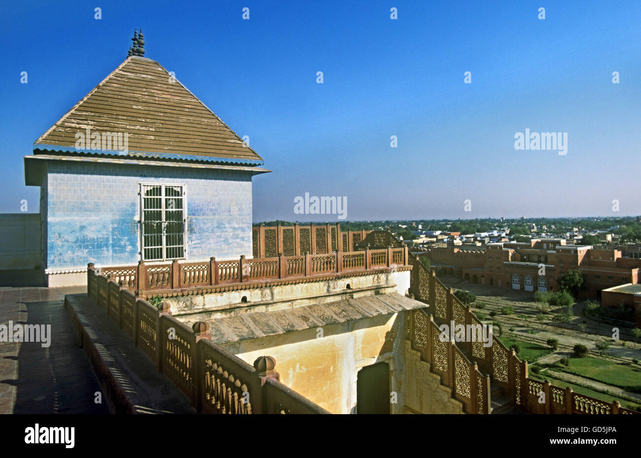 Junagadh palace hi-res stock photography and images - Alamy